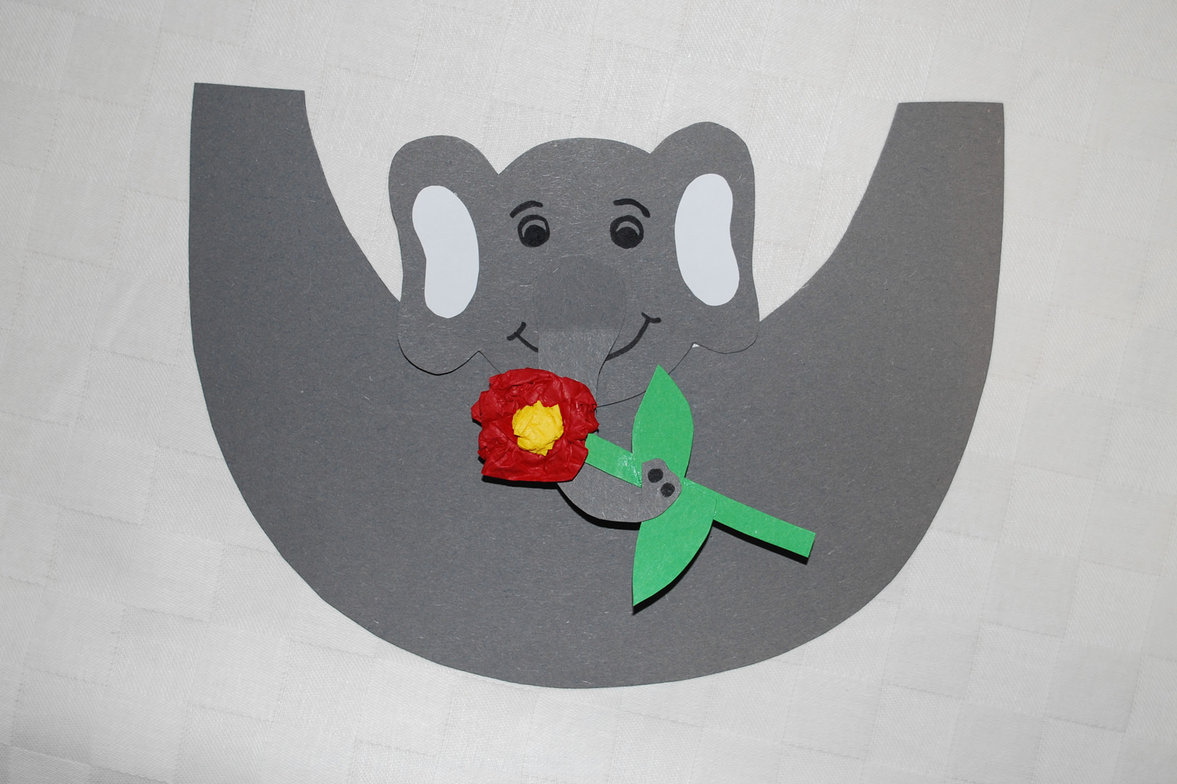 Elefant basteln - Kinderspiele-Welt.de