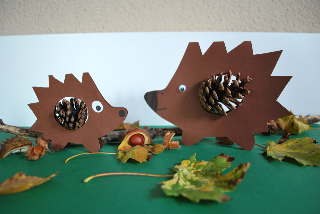 Igel basteln mit Naturmaterialien - Kinderspiele-Welt.de Igel basteln mit Naturmaterialien - Kinderspiele-Welt.de